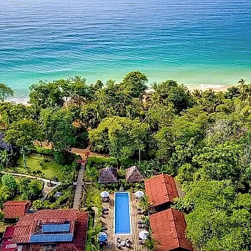 Boutique Beach Resort for Sale in Bluff Beach Road, Bocas Del Toro ...