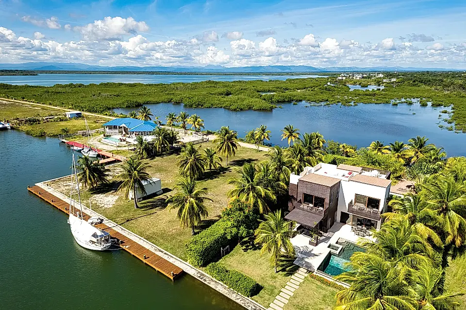 Belize Ocean View Houses for Sale: List and Find the Best Ocean View ...