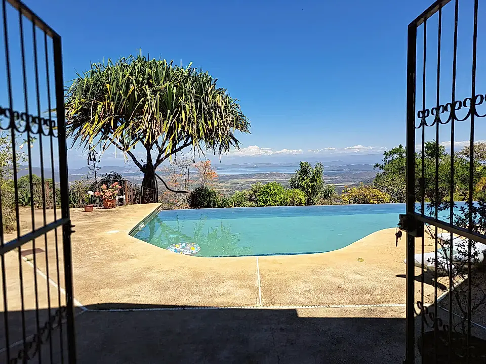 International Real Estate: List and Find the Best Properties for Sale ...